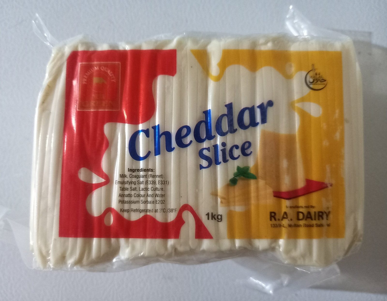 CHEDDAR SLICE CHEESE 1KG PACK ONLY FOR KARACHI – Bake Away